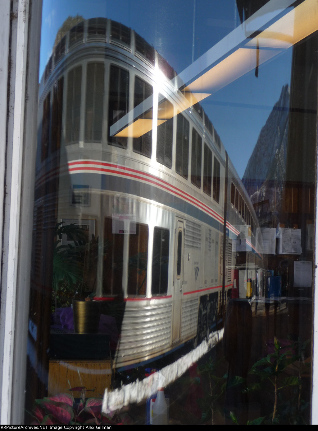 AMTK 33002 Reflection On The Depot